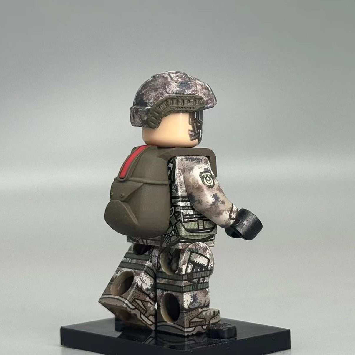 BrickCreator | PLA Paratrooper – War Brick Headquarter